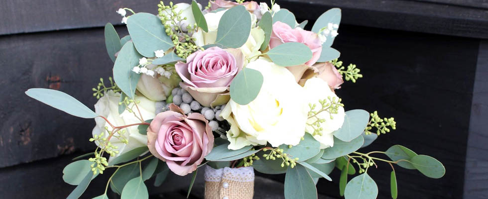 My Flair Lady Florist White Roding - Online or 01279 877800