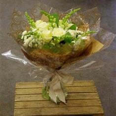 Symphony My Flair Lady Florist White Roding